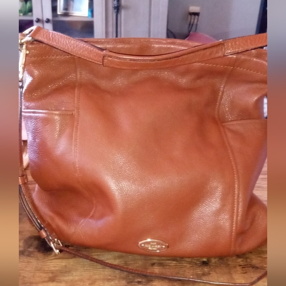 Coach | Bags | Euc Coach Purse All Leather No Call Outs | Poshmark